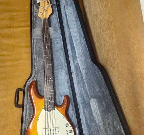 Бас гитара Music MAN Sting Ray 5 струн made in USA