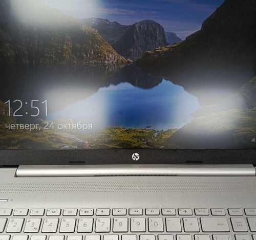 Ноутбук HP Laptop 15s-eq2039ur серебристый