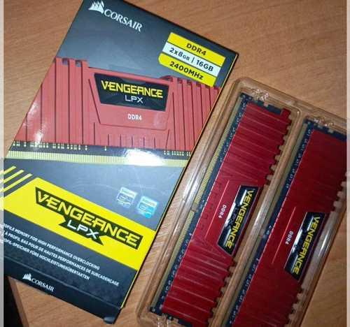 Оперативная память Corsair ddr4 16gb(2по8 )