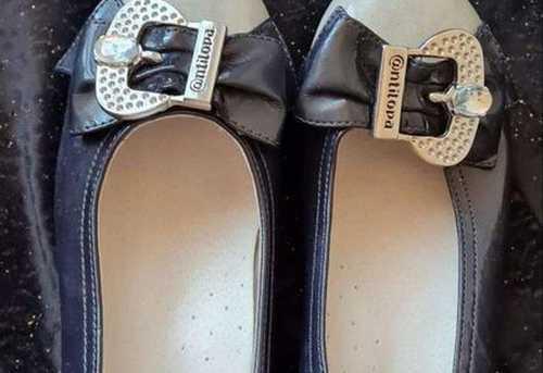 Туфли детские для девочки 34 размер две пары