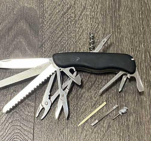 Мультитул victorinox workchamp