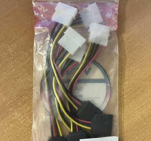Переходник molex на SATA