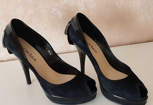 Туфли женские 36 размер натуральная замша