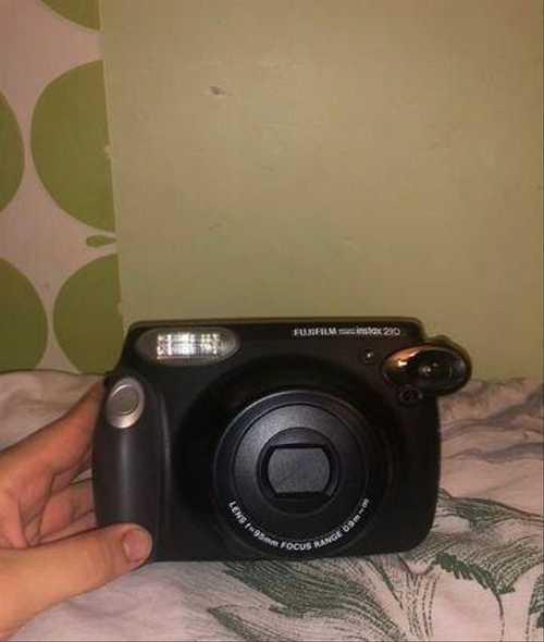 Фотоапарат для моментальной печати Fujifilm