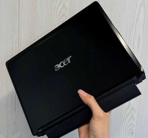 Acer aspire one