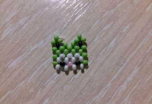 Фигурки из бисера мини кот в шапке лягушки