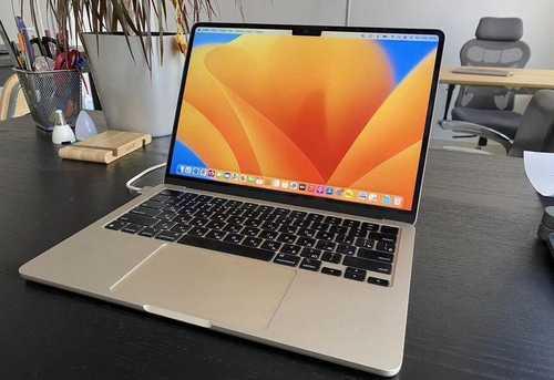 MacBook Air 13 (2022), 256 ГБ, M2 (8 ядер), RAM 8 ГБ, GPU 10-core