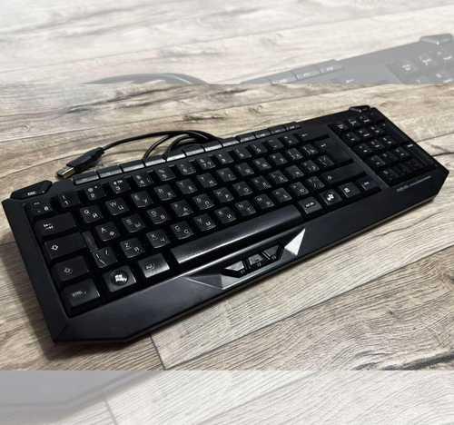 Игровая клавиатура Roccat