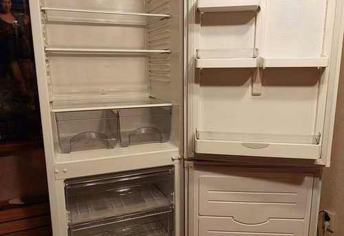 Продам 2-камерный холодильник Атлант