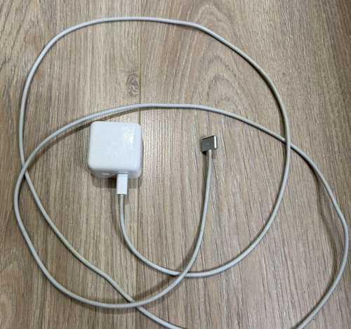 Apple Dual USB-C 35W Power Adapter Model A2571