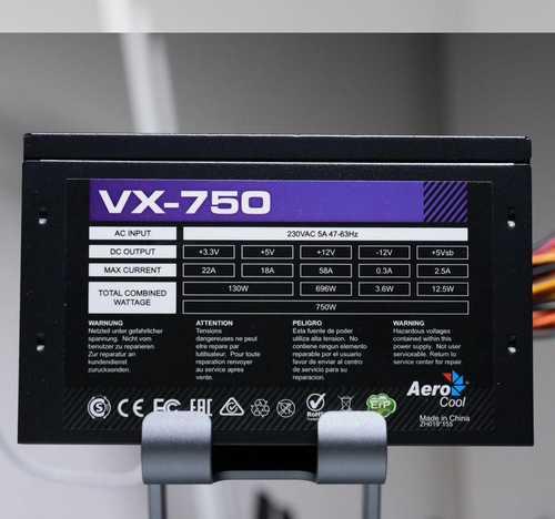 Блок питания 750W Aerocool VX-750