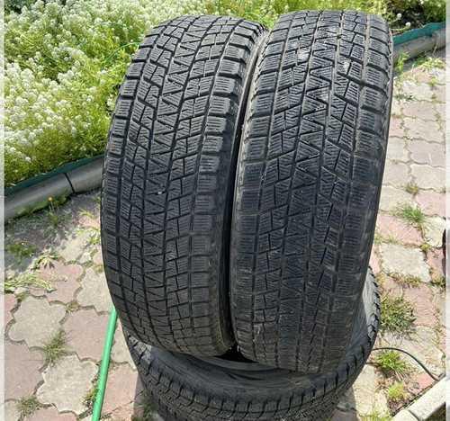 Bridgestone Blizzak Ice 225/65 R18