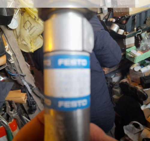 Пневмоцилиндр festo