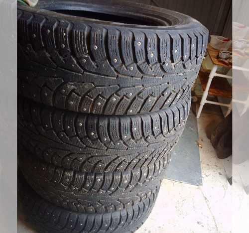 Nokian Tyres Hakkapeliitta NRS-T 235/65 R16