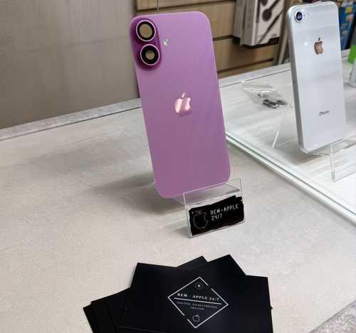 Крышка iPhone 16 pink под привязку оригинал