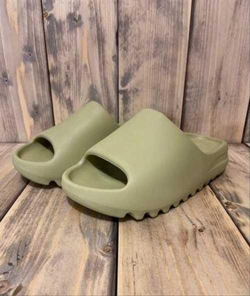 Adidas Yeezy Slide Resin - 4 US - 35.5 RU