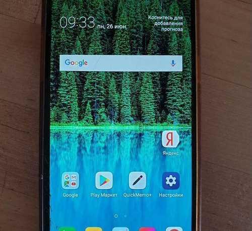 Мобильный телефон LG Q6