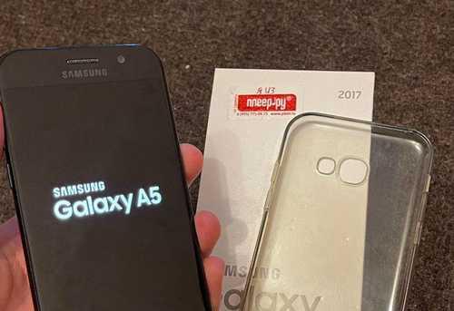 Samsung Galaxy A5 (2017) SM-A520F/DS, 3/32 ГБ