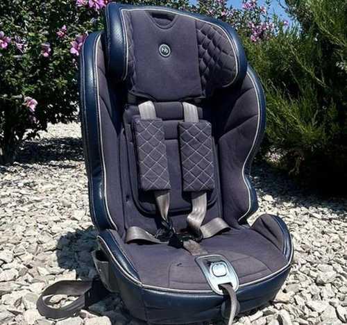 Детское автокресло Happy Baby Mustang Isofix Black