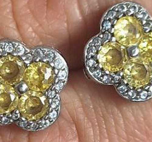 Серьги из серебра клевер
