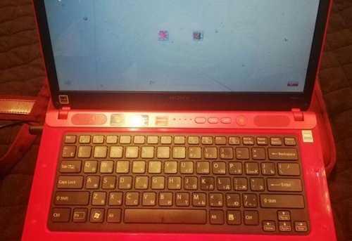 Ноутбук sony vaio vpcca3S1R (PCG-61715v), красный