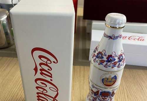 Коллекционная фарфоровая бутылочка Кока-Кола