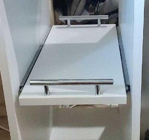 Маникюрный столик бу