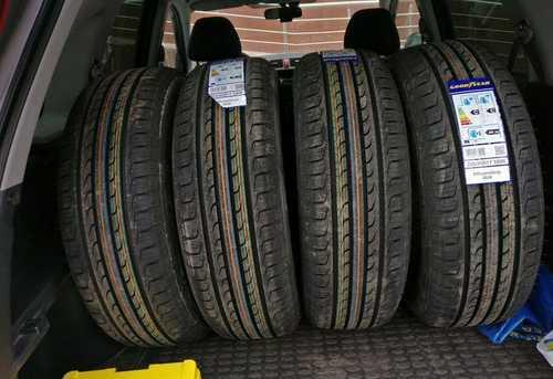 Goodyear EfficientGrip Performance SUV 225/55 R19