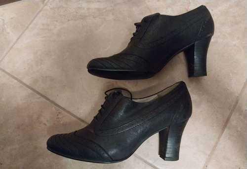 Туфли женские кожаные 36 размер