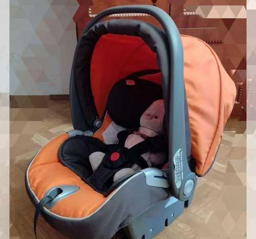 Автокресло Peg Perego Primo Viaggio Tri-Fix 0-13кг