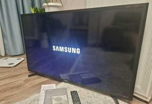 Телевизор Samsung 40"(102см) Цифровой тюнер dvв-Т2