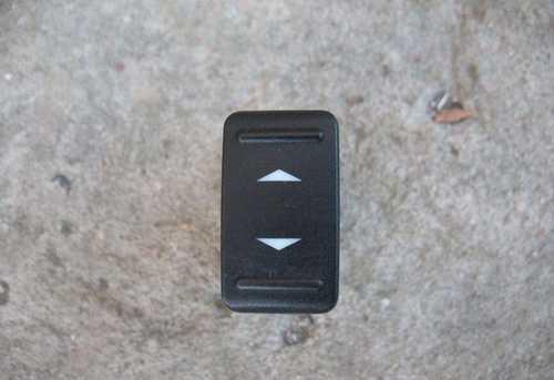 Кнопка стеклоподъемника Ford Focus 2