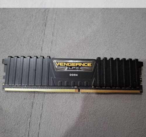 Оперативная память corsair vengeance lpx ddr4