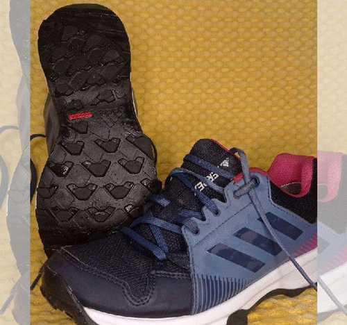 Кроссовки adidas terrex gortex