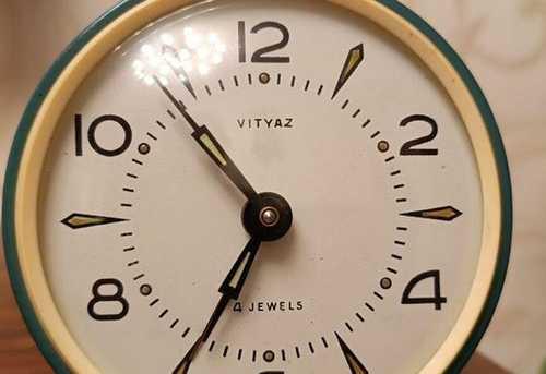 Часы будильник Витязь СССР