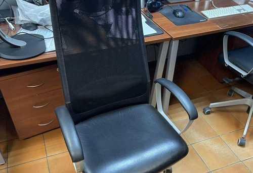 Компьютерное кресло IKEA markus комфортное
