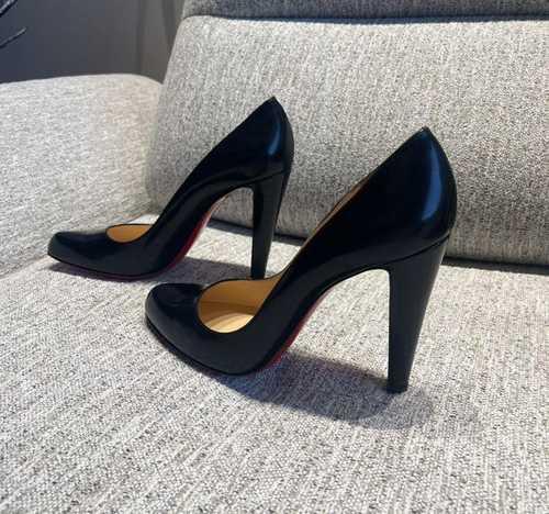 Туфли женские Louboutin 41 размер