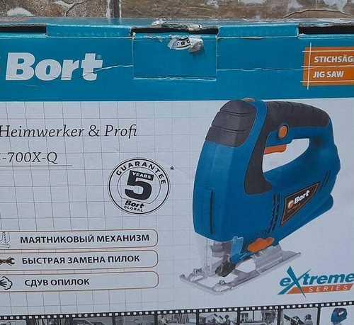 Сетевой лобзик Bort BPS-700X-Q