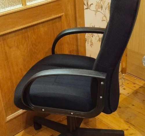 Компьютерное кресло