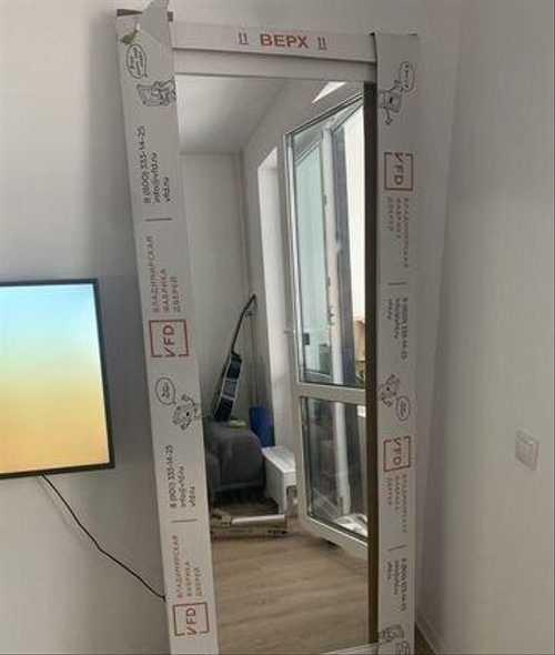 Дверь раздвижная с зеркалом новая