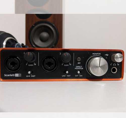 Звуковая карта Focusrite Scarlett 2i2 (2nd gen)