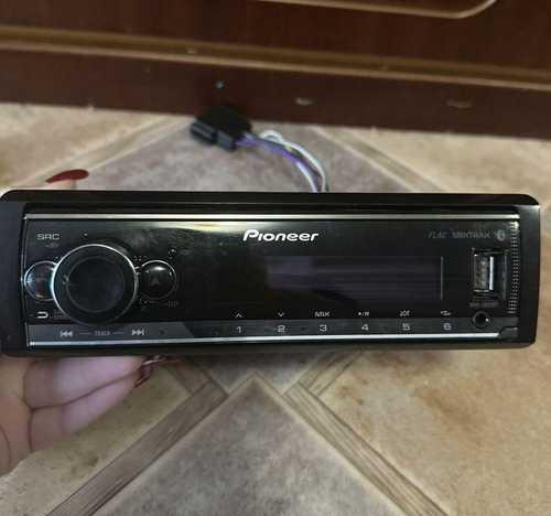 Автомагнитола Pioneer MVH-S520BT