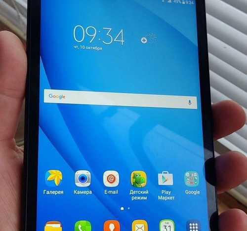 Планшет Samsung Galaxy tab A(2016)