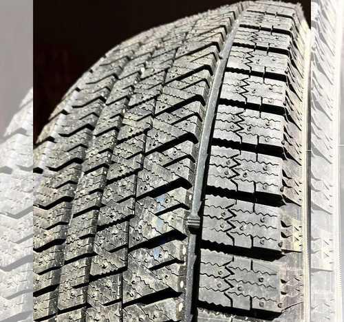 Bridgestone Blizzak Ice 225/55 R16 H