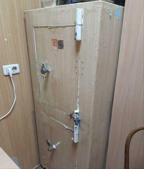 Оружейный сейф бу