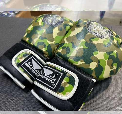 Перчатки боксерские Bad Boy camo, MFL, 12 OZ