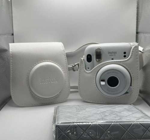 Фотоаппарат Fujifilm Instax Mini 11 White