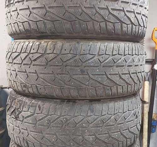 Kormoran SUV Stud 225/55 R18 102T
