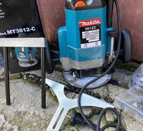 Фрезер Makita 3612c