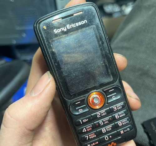 Sony Ericsson W200i